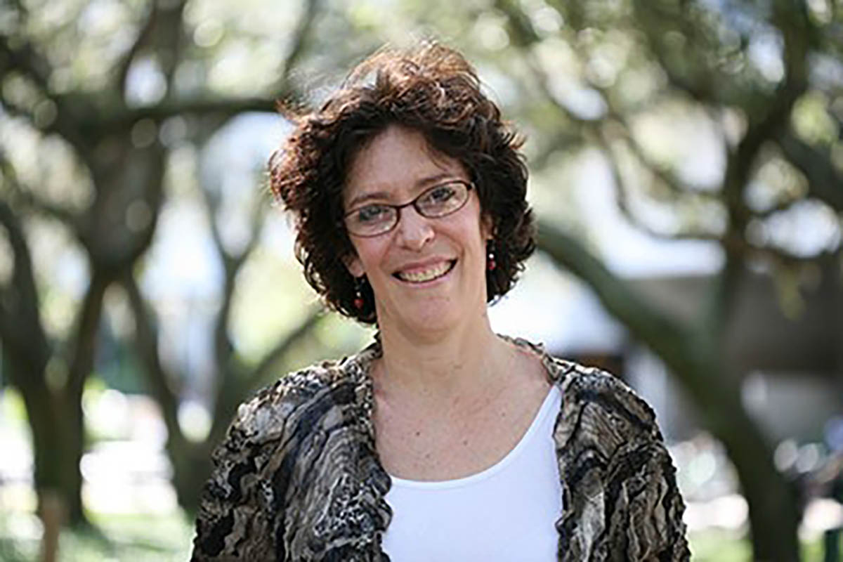 Elizabeth Strom - Journal of Urban Affairs